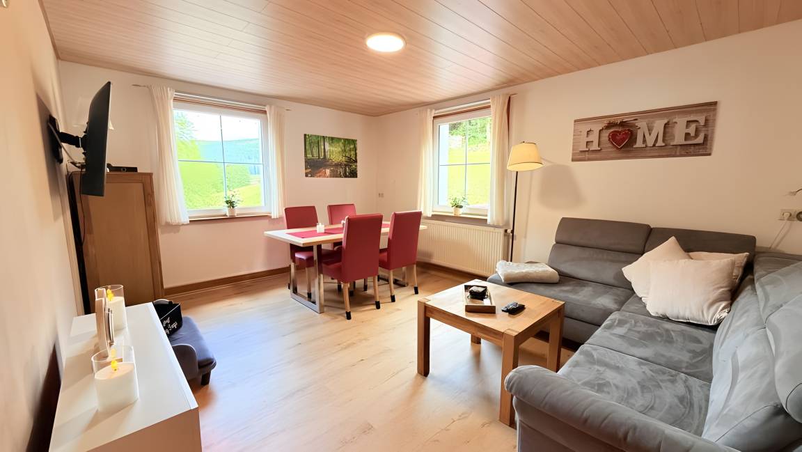 80 M² Appartement ∙ 2 Chambres ∙ 4 Personnes - Bad Wildbad