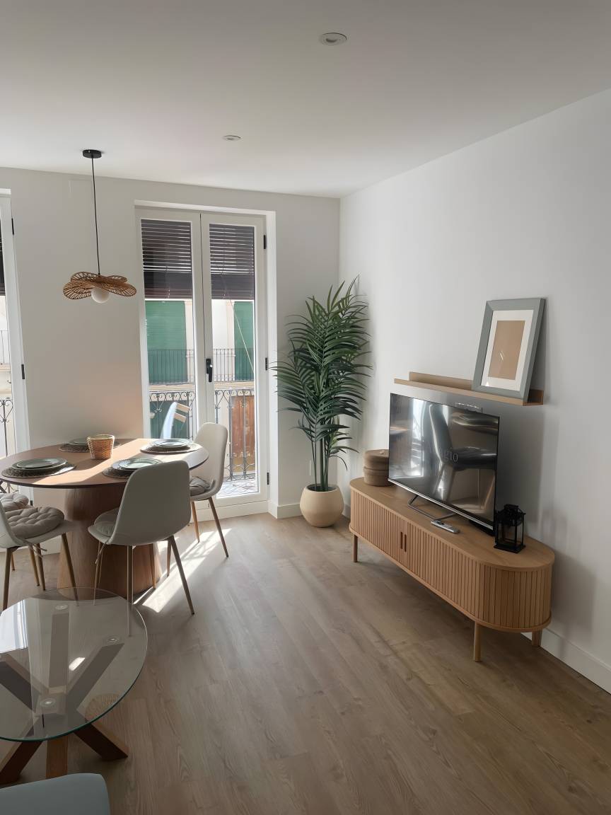 75 M² Apartamento ∙ 2 Habitaciones ∙ 6 Huéspedes - Priego de Córdoba