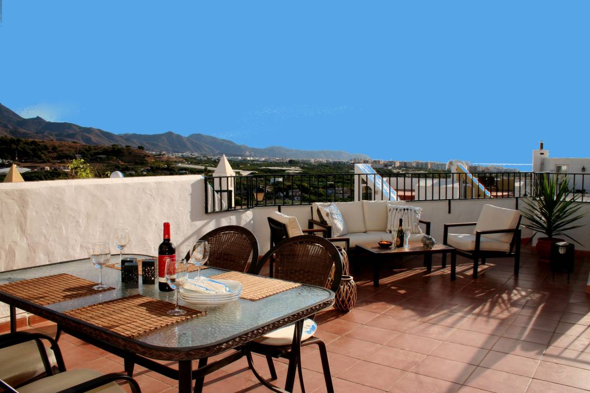90 M² Villa ∙ 2 Bedrooms ∙ 5 Guests - Frigiliana