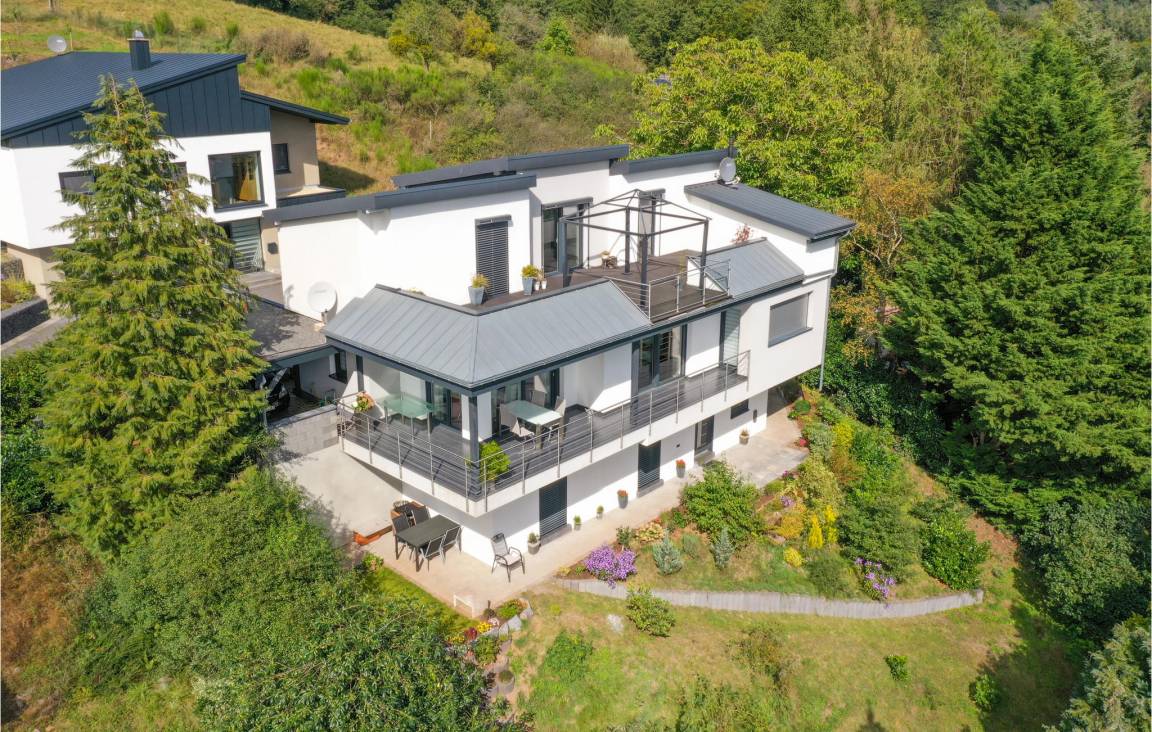 125 M² Ferienhaus ∙ 1 Schlafzimmer ∙ 2 Gäste - Bad Bertrich