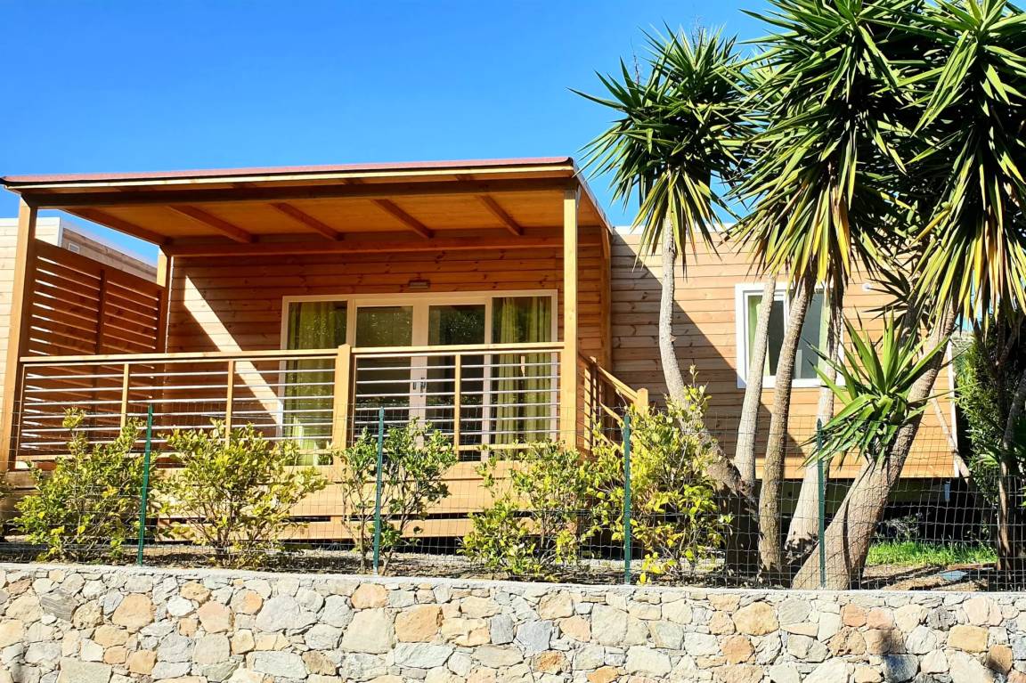 21 M² Caravan ∙ 1 Bedroom ∙ 3 Guests - Pietra Ligure