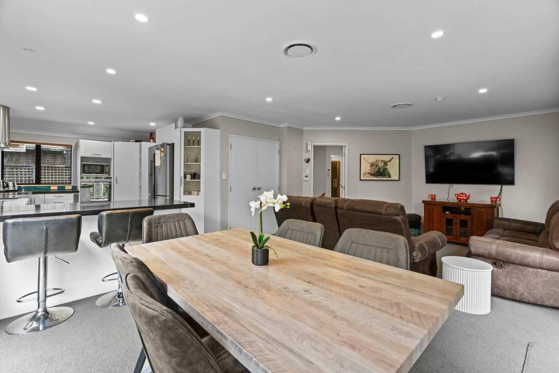 220 M² House ∙ 4 Bedrooms ∙ 7 Guests - New Zealand