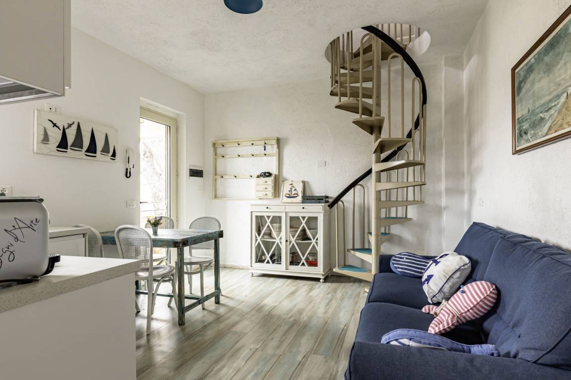 55 M² Apartment ∙ 2 Bedrooms ∙ 5 Guests - Viareggio