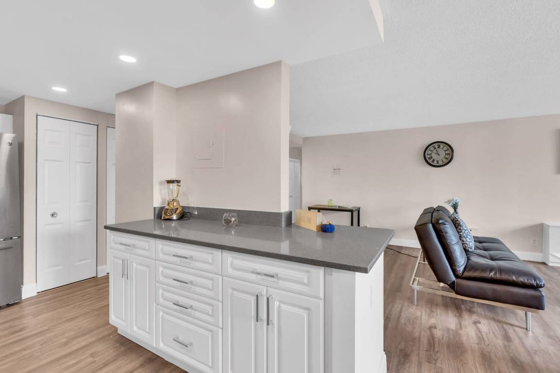 Apartment ∙ 2 Bedrooms ∙ 5 Guests - Arlington, VA