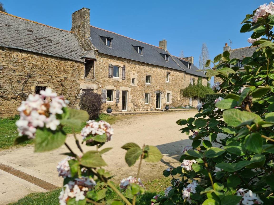 206 M² Gîte ∙ 4 Chambres ∙ 6 Personnes - Plouër-sur-Rance