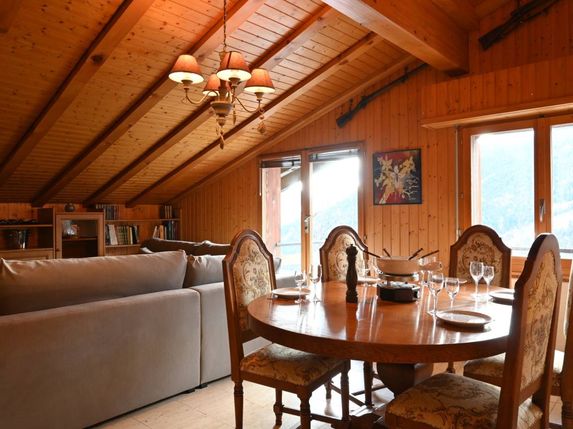 86 M² Appartement ∙ 3 Chambres ∙ 5 Personnes - Ovronnaz