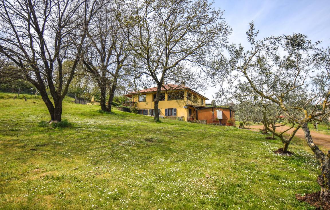 80 M² Apartment ∙ 2 Bedrooms ∙ 4 Guests - Trevignano Romano