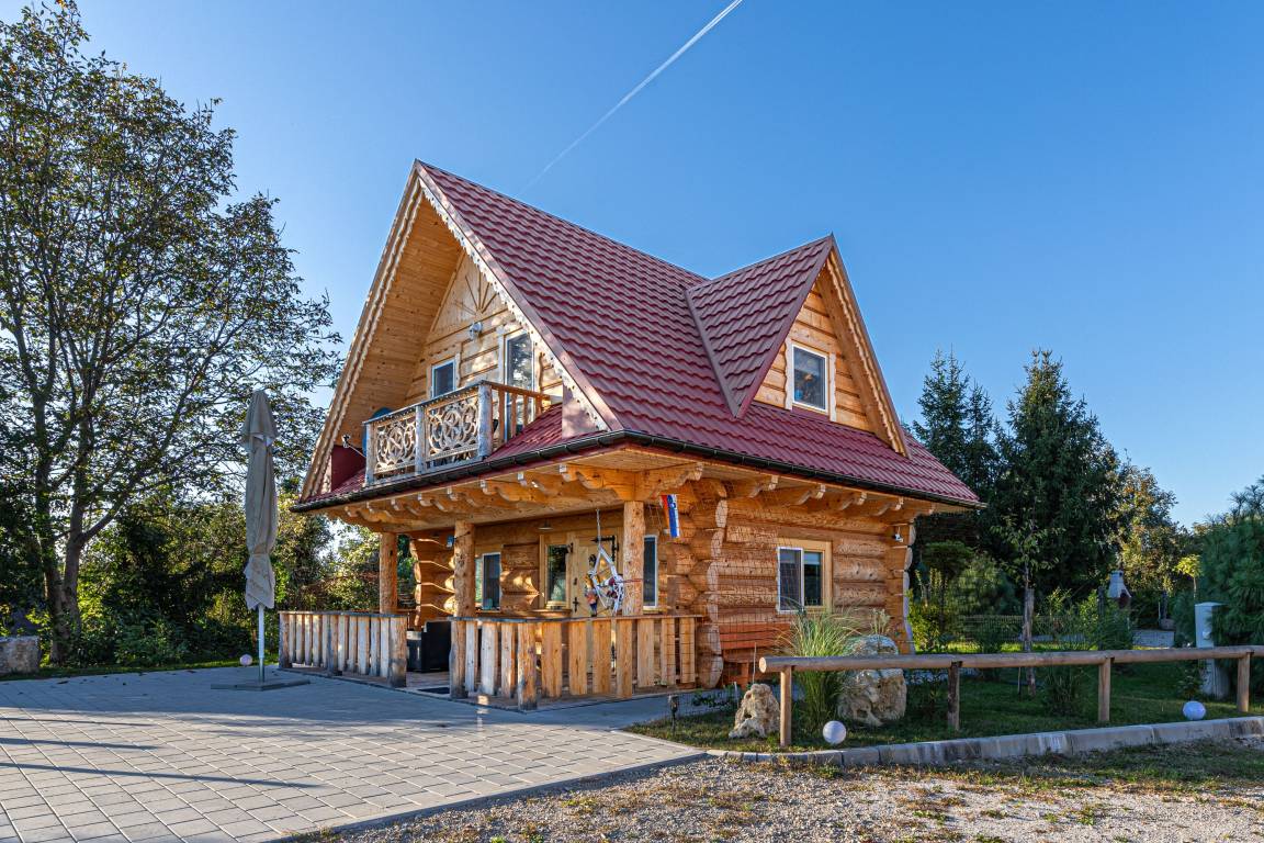 70 M² Chalet ∙ 1 Bedroom ∙ 4 Guests - Slovenia
