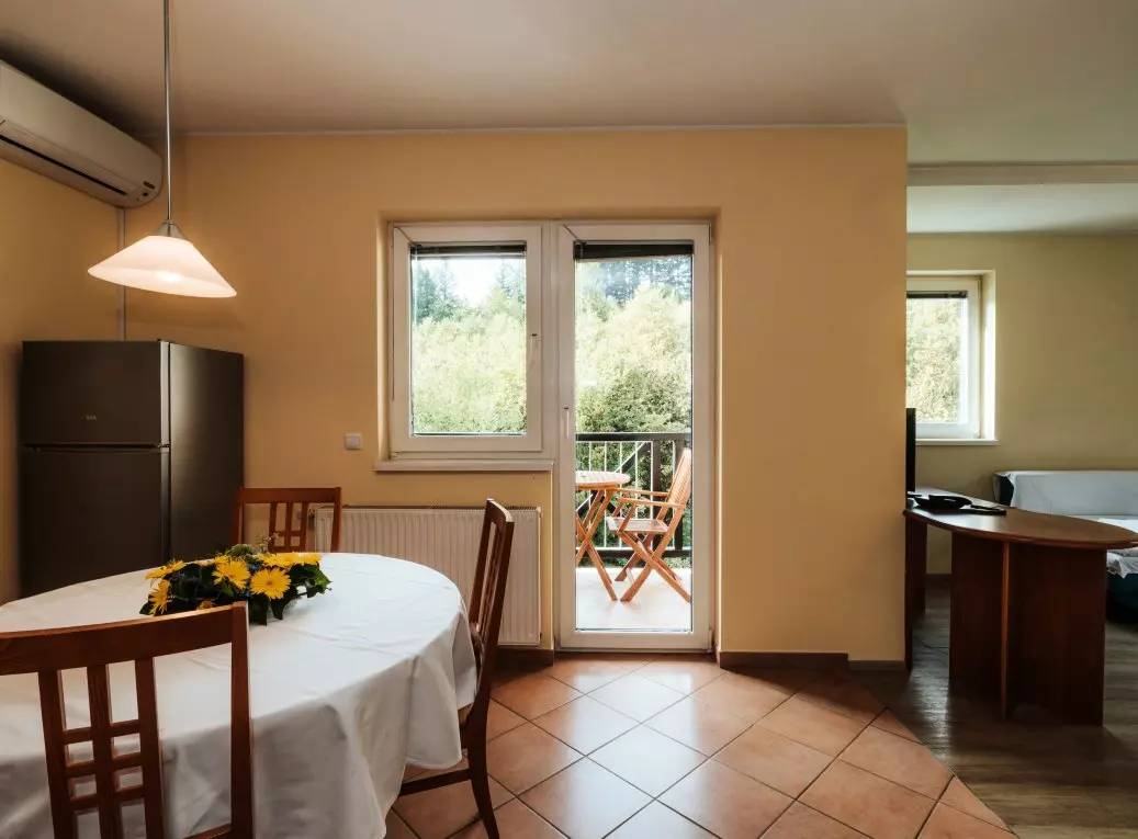 42 M² Hotel ∙ 1 Bedroom ∙ 4 Guests - Podčetrtek