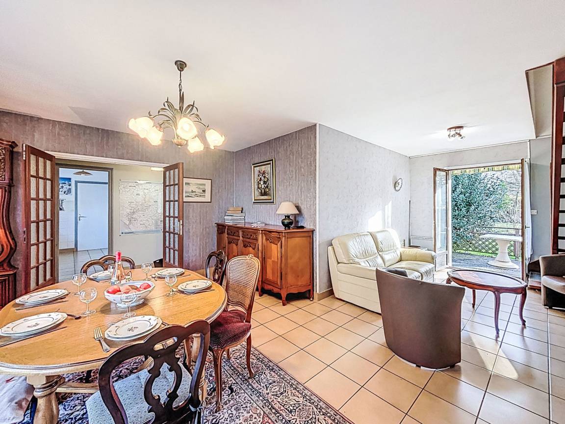 90 M² Maison De Vacances ∙ 1 Chambre ∙ 5 Personnes - Belz