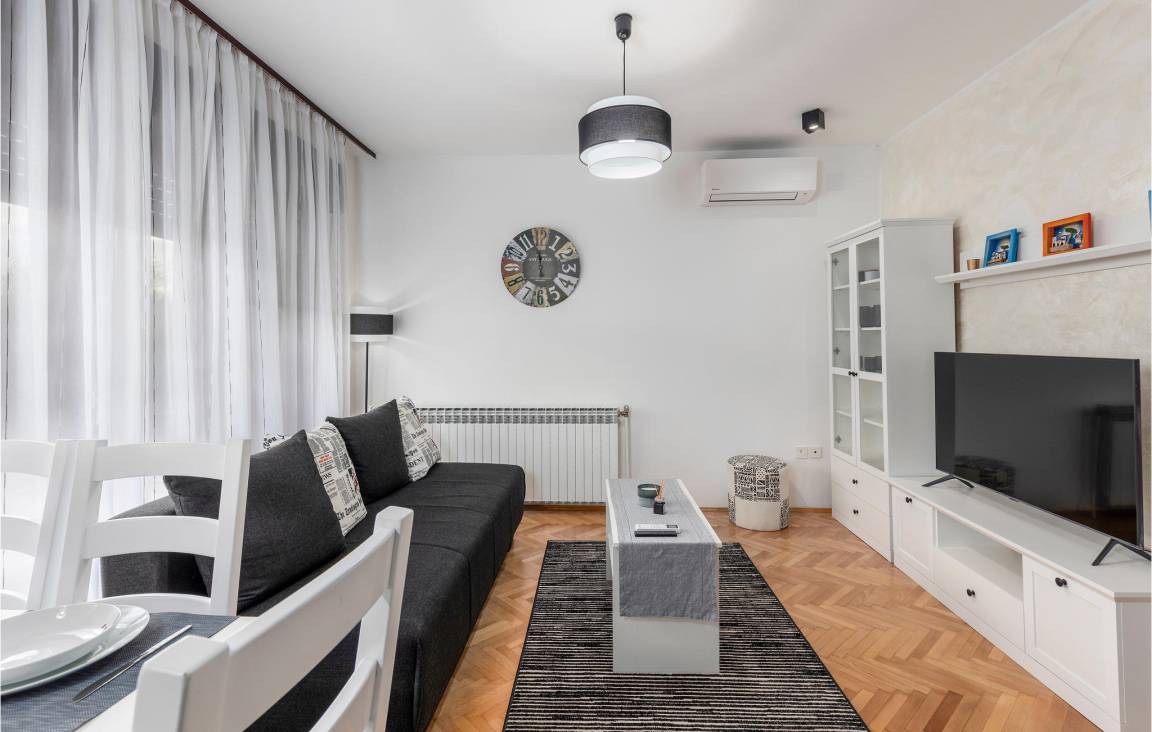 65 M² Appartement ∙ 2 Slaapkamers ∙ 5 Gasten - Rijeka