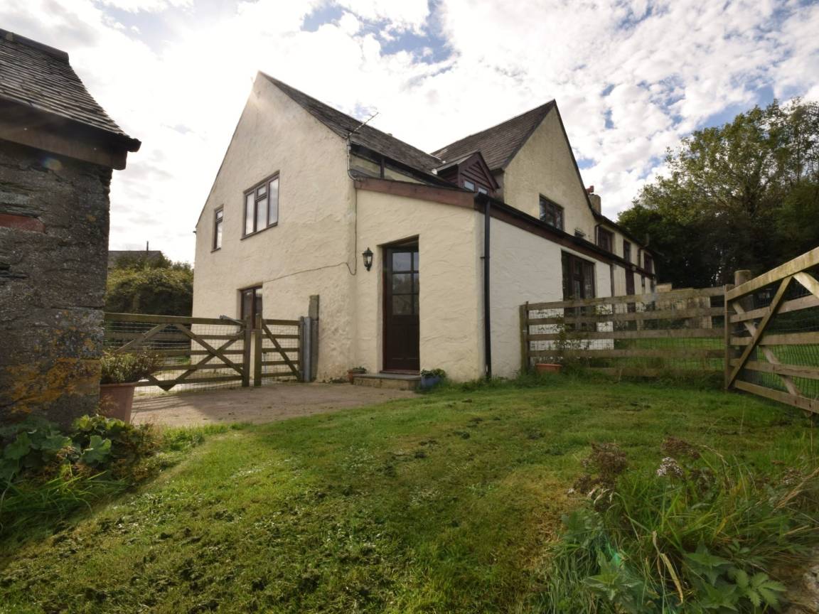Cottage ∙ 2 Bedrooms ∙ 4 Guests - Woolacombe