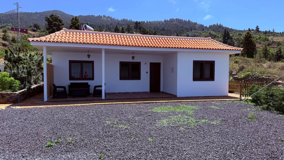 75 M² Ferienhaus ∙ 3 Schlafzimmer ∙ 5 Gäste - La Palma