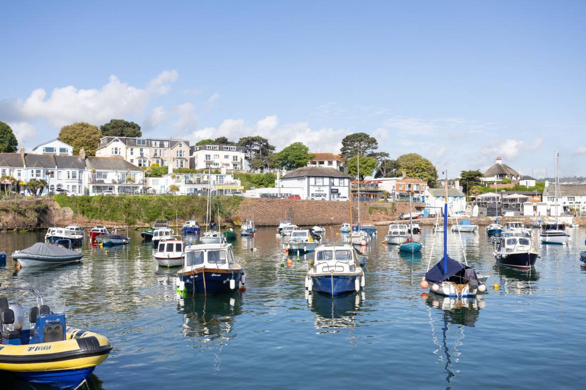 80 M² Apartment ∙ 2 Bedrooms ∙ 6 Guests - Paignton