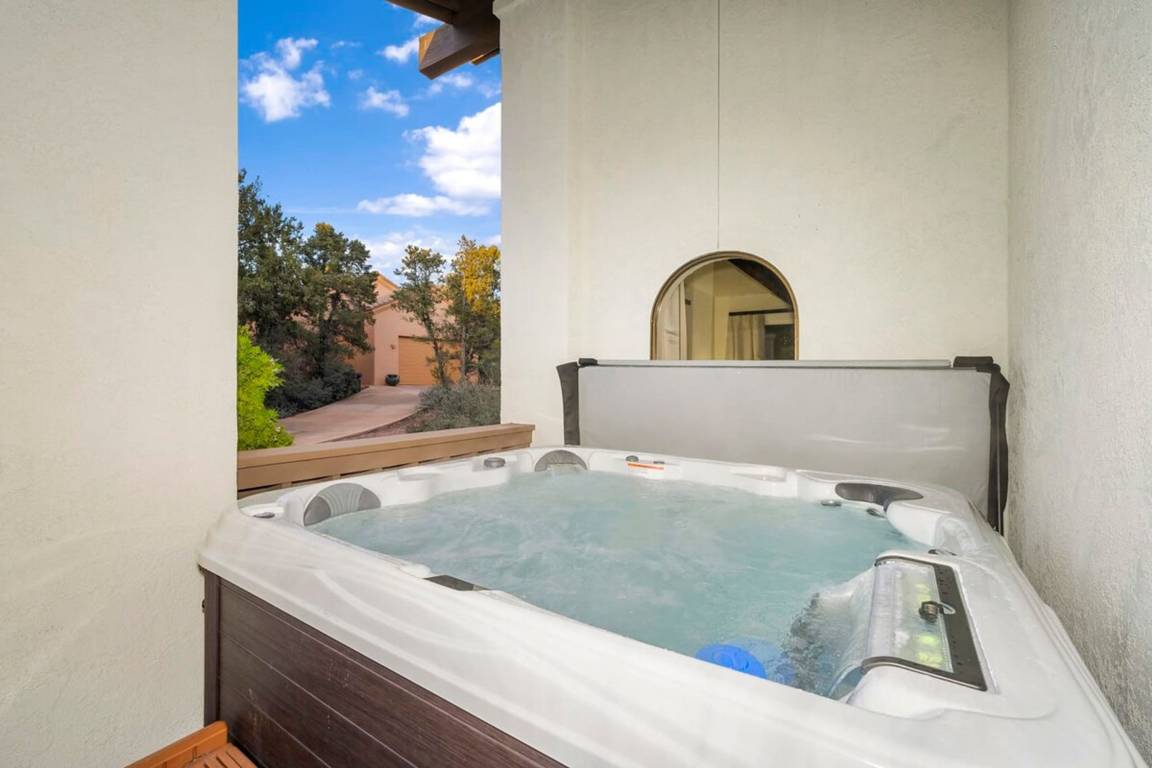 House ∙ 4 Bedrooms ∙ 10 Guests - Sedona, AZ