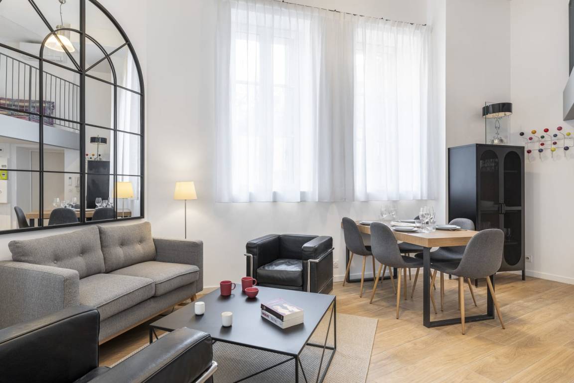 70 M² Appartement ∙ 2 Chambres ∙ 4 Personnes - ibis budget Cannes Centre Ville