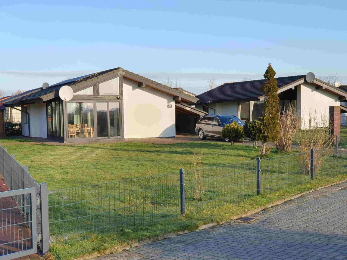 62 M² Ferienhaus ∙ 2 Schlafzimmer ∙ 5 Gäste - Butjadingen