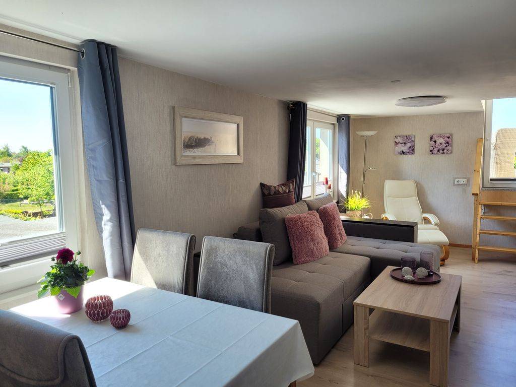 60 M² Ferienwohnung ∙ 1 Schlafzimmer ∙ 4 Gäste - Stralsund