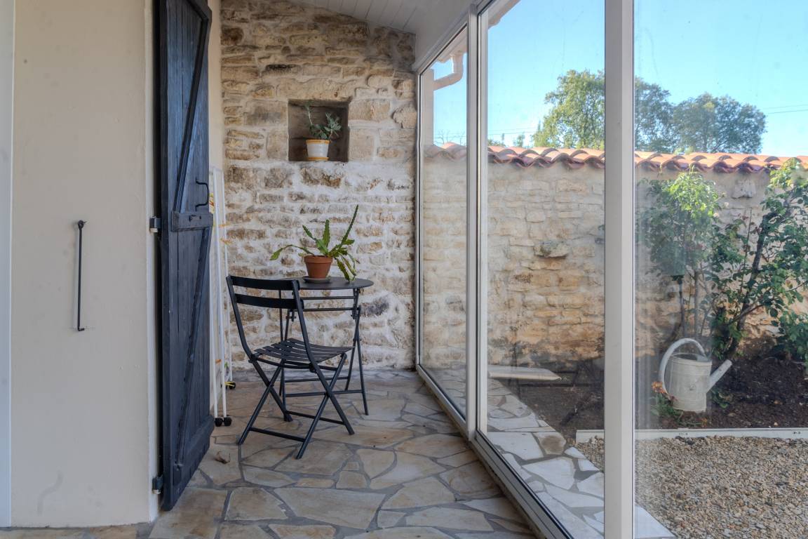 73 M² Maison De Vacances ∙ 2 Chambres ∙ 6 Personnes - Saintes