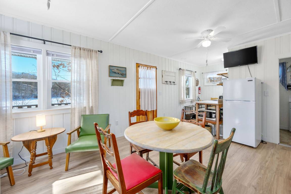 Cottage ∙ 3 Bedrooms ∙ 6 Guests - Sandwich, MA