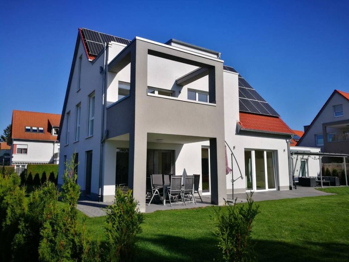 92 M² Ferienwohnung ∙ 2 Schlafzimmer ∙ 4 Gäste - Altmühltal
