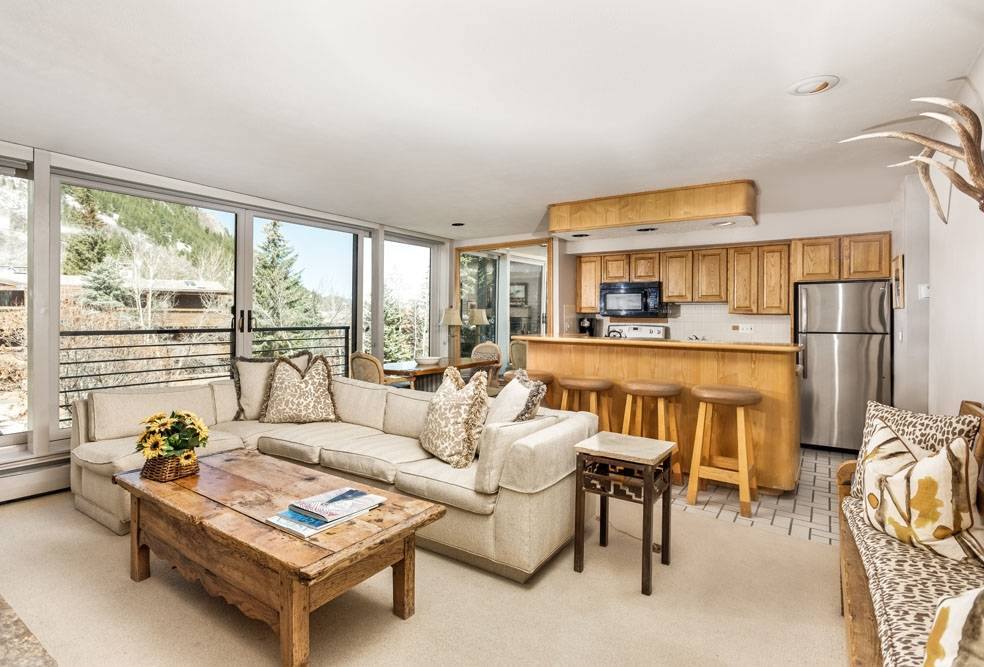 102 M² Condo ∙ 3 Bedrooms ∙ 6 Guests - Aspen, CO