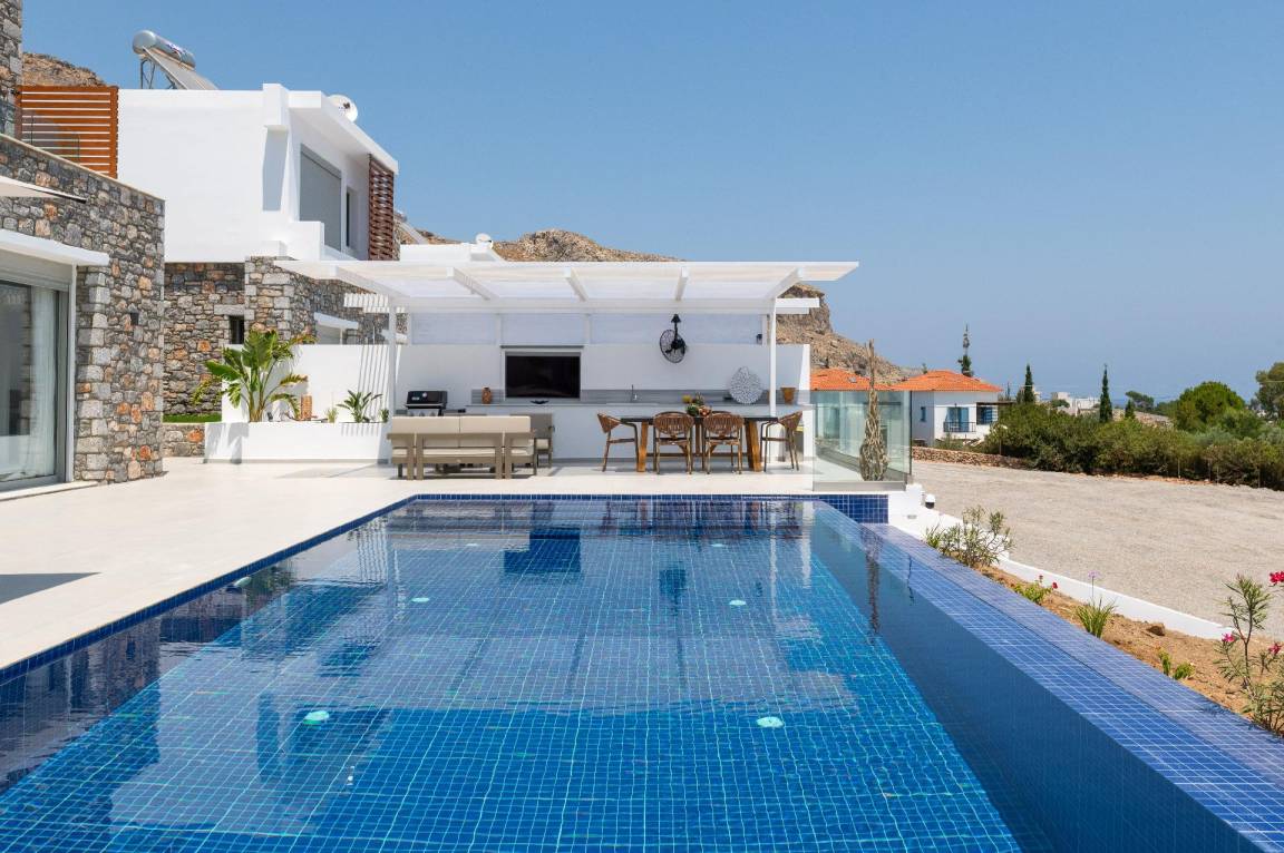 150 M² Casa ∙ 3 Habitaciones ∙ 6 Huéspedes - Lindos