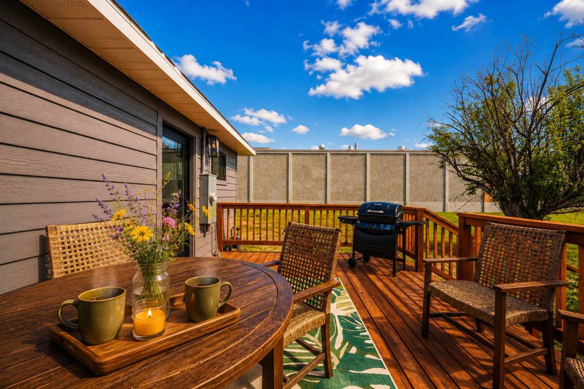 Apartment ∙ 3 Bedrooms ∙ 6 Guests - Sheridan, WY
