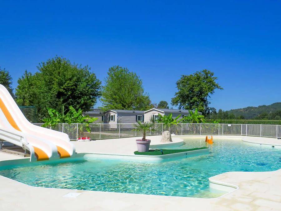 28 M² Mobil-home ∙ 3 Chambres ∙ 6 Personnes - Terrasson-Lavilledieu