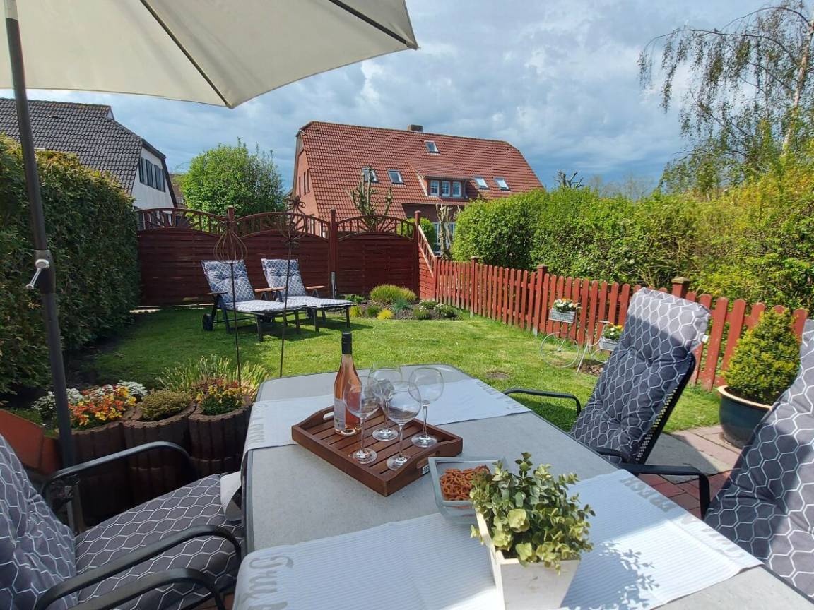 80 M² Ferienhaus ∙ 2 Schlafzimmer ∙ 5 Gäste - Greetsiel