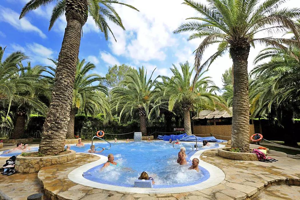 23 M² Caravan ∙ 2 Bedrooms ∙ 6 Guests - Cambrils