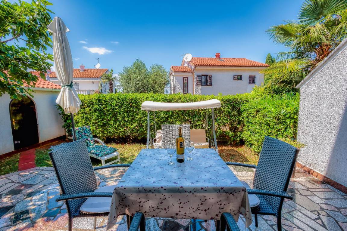 80 M² Maison De Vacances ∙ 2 Chambres ∙ 4 Personnes - Njivice