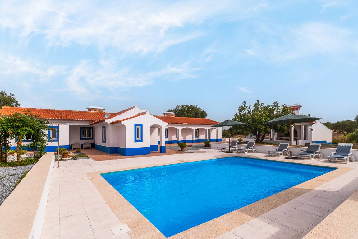 138 M² Casa ∙ 3 Quartos ∙ 5 Hóspedes - Évora