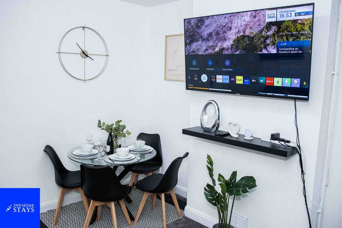 House ∙ 3 Bedrooms ∙ 5 Guests - Stoke-on-Trent
