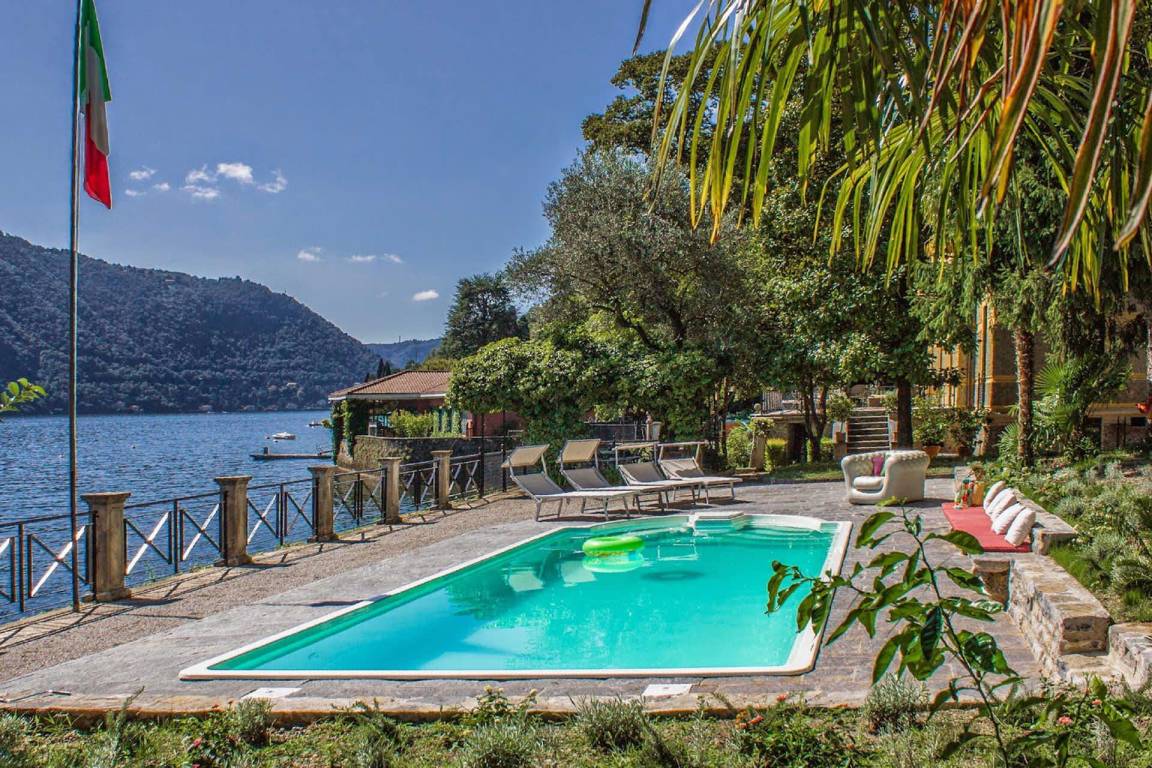 Villa ∙ 8 Schlafzimmer ∙ 16 Gäste - Como