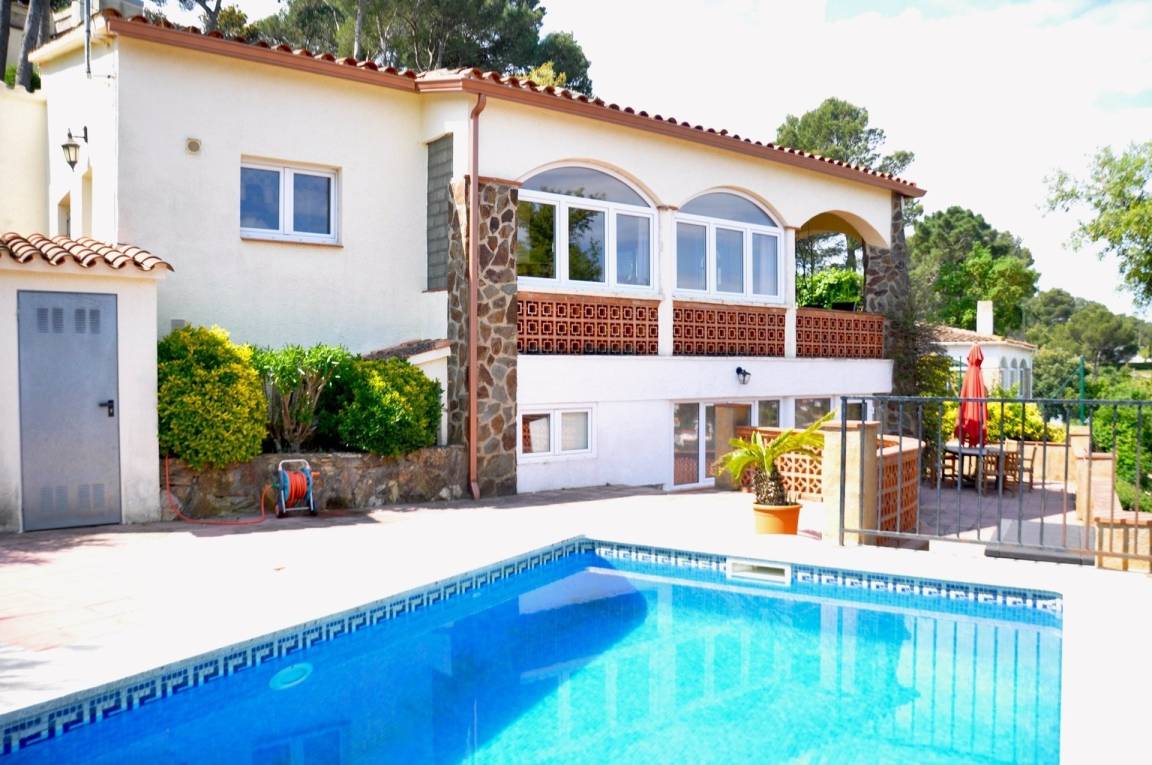 100 M² House ∙ 4 Bedrooms ∙ 8 Guests - Aigua Blava
