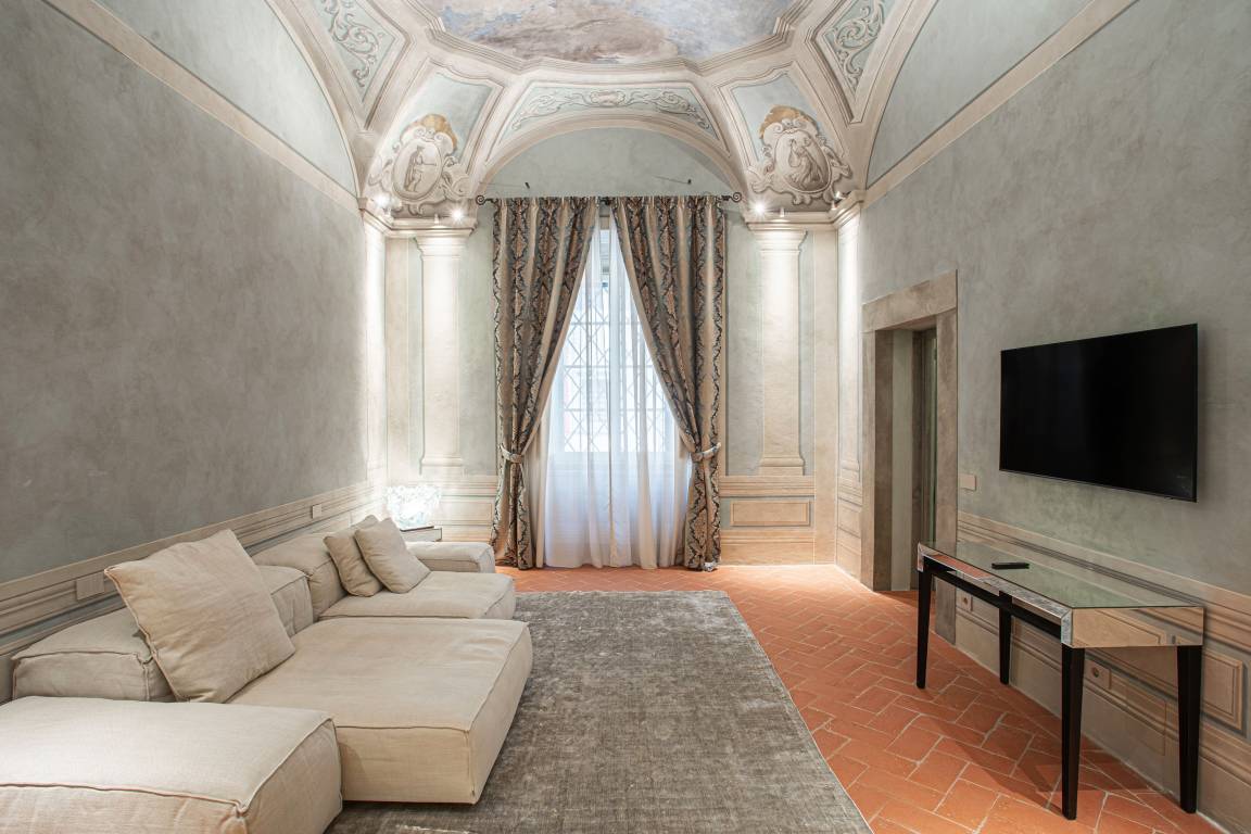 316 M² House ∙ 4 Bedrooms ∙ 7 Guests - Florence
