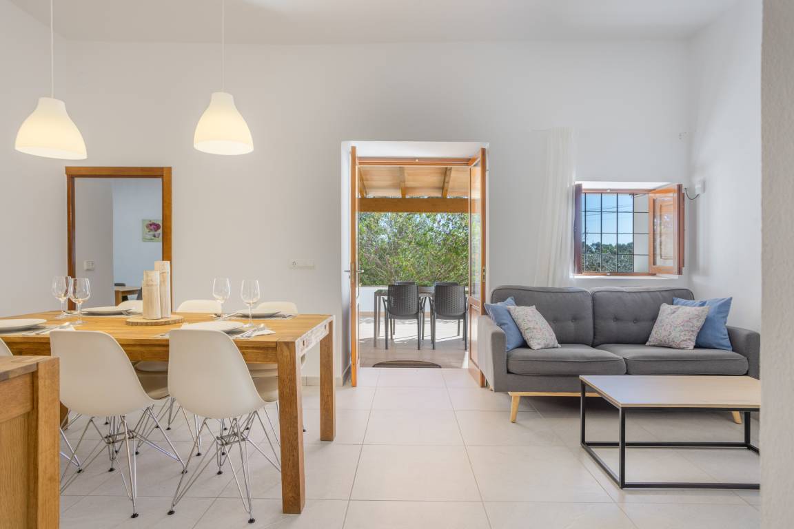140 M² Ferienhaus ∙ 4 Schlafzimmer ∙ 6 Gäste - Formentera