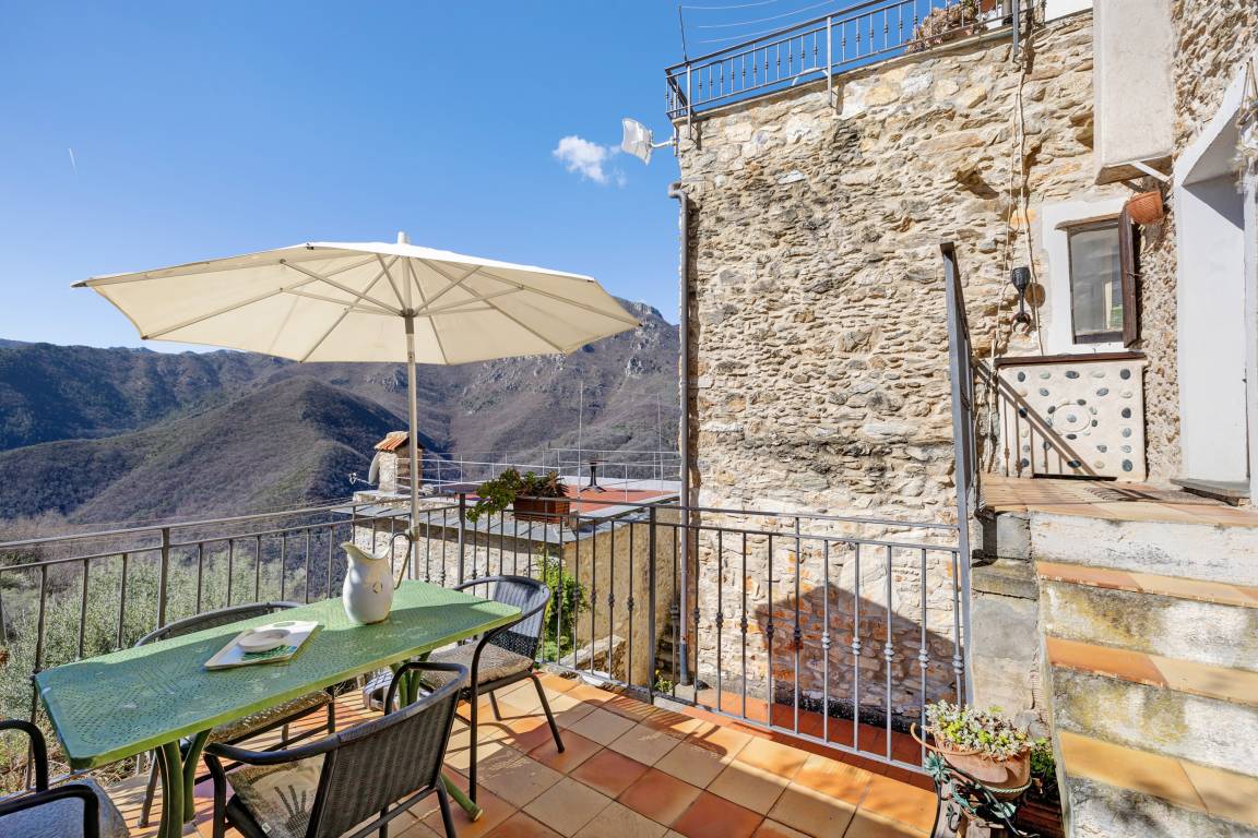 66 M² Apartment ∙ 1 Bedroom ∙ 4 Guests - Garessio