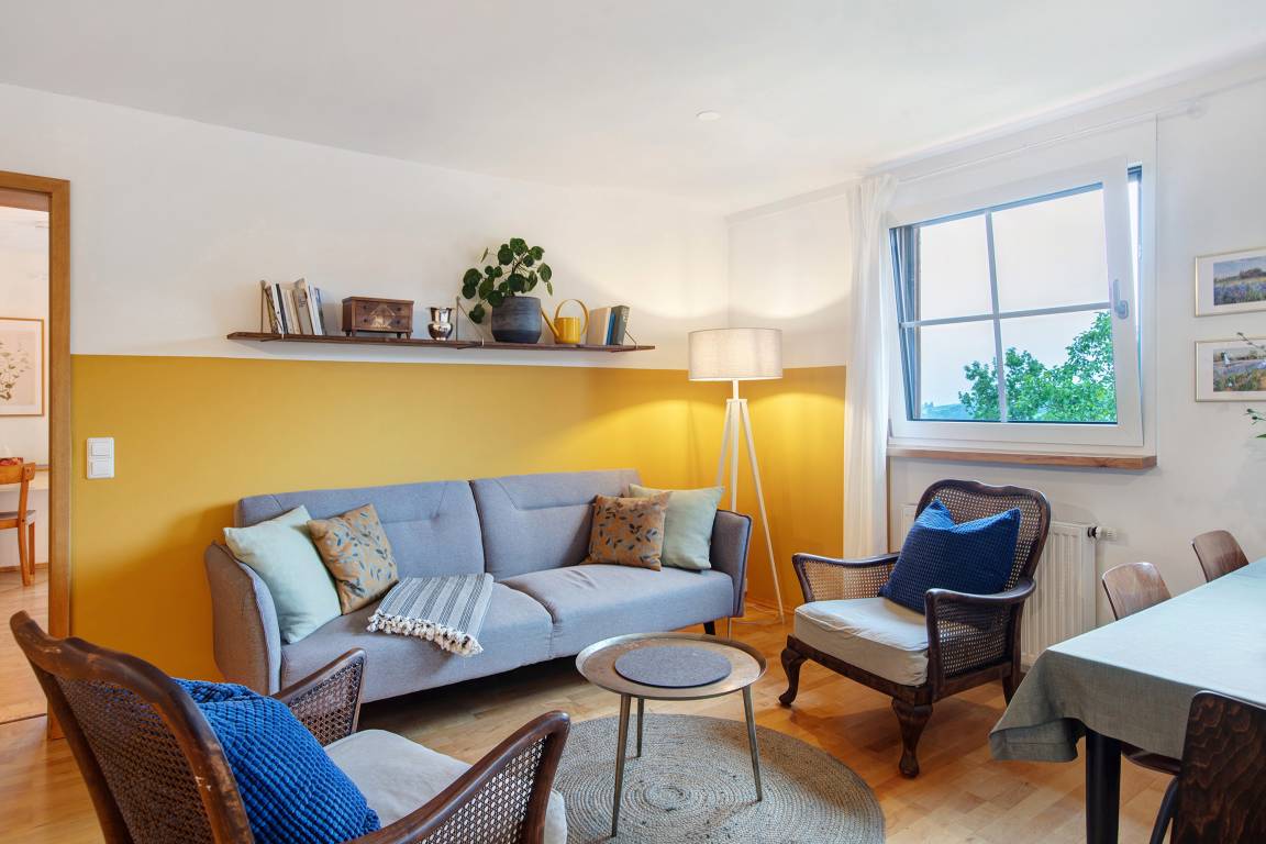 60 M² Ferienwohnung ∙ 2 Schlafzimmer ∙ 5 Gäste - Küssaberg