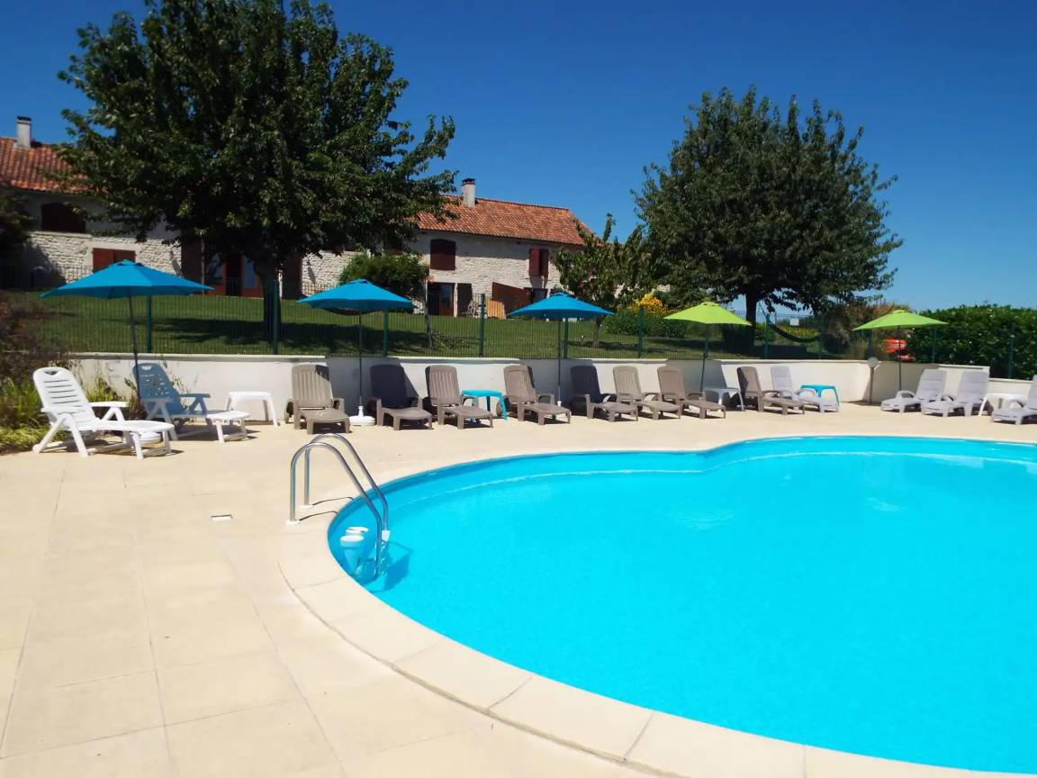 144 M² Maison De Vacances ∙ 3 Chambres ∙ 6 Personnes - Jardins du logis de Forge