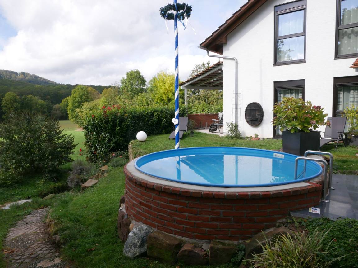 66 M² Ferienwohnung ∙ 2 Schlafzimmer ∙ 4 Gäste - Cleebronn