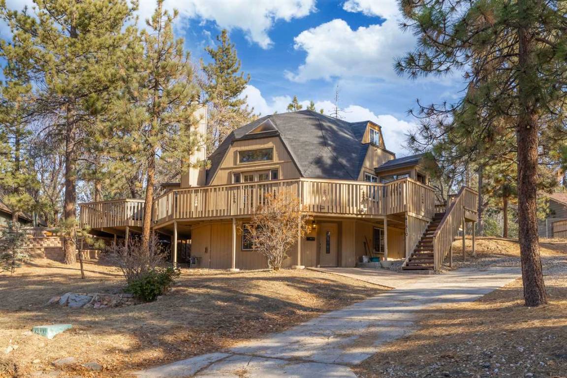House ∙ 4 Bedrooms ∙ 12 Guests - Big Bear Lake, CA