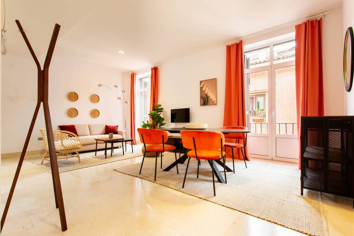 55 M² Apartamento ∙ 1 Habitación ∙ 4 Huéspedes - Estación de Cercanias de Recoletos - Madrid