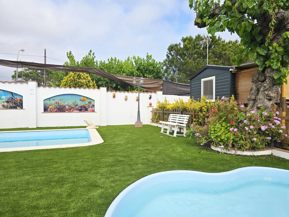 25 M² Bungalow ∙ 2 Habitaciones ∙ 5 Huéspedes - Arenys de Mar