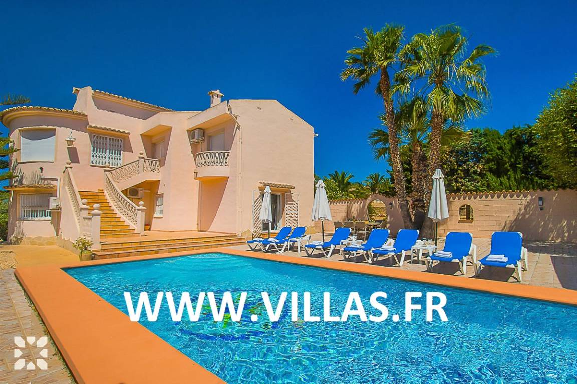200 M² Villa ∙ 4 Habitaciones ∙ 9 Huéspedes - Calpe