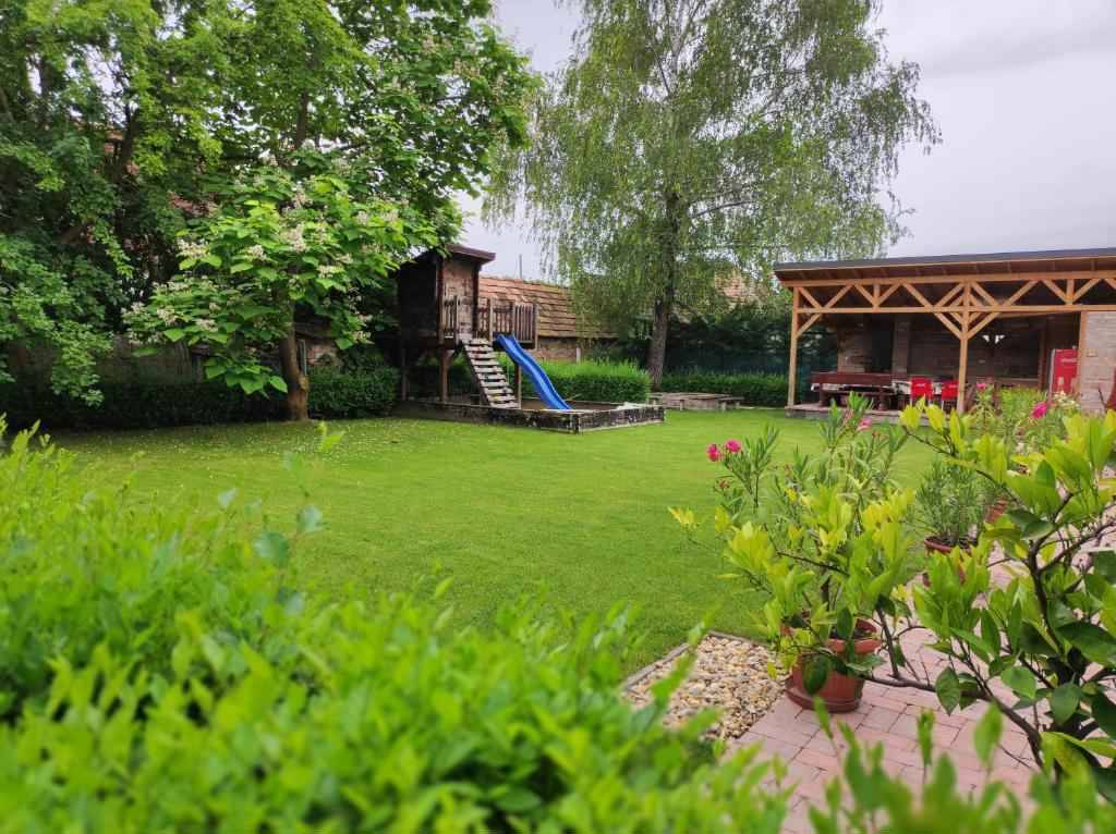 28 M² Studio Flat ∙ 3 Guests - Tihany