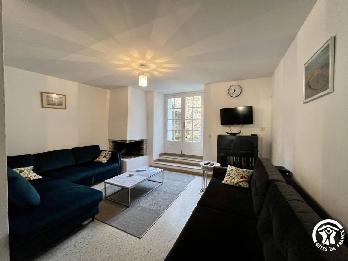 110 M² Gîte ∙ 4 Chambres ∙ 8 Personnes - Bram