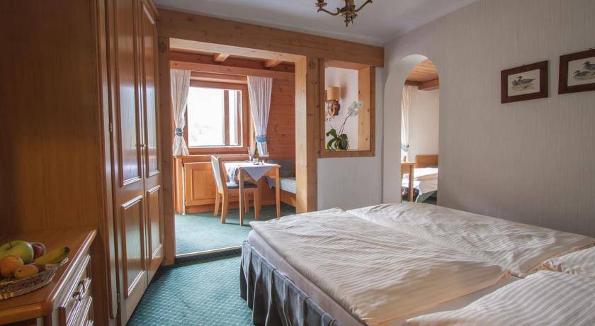 40 M² Hotelli ∙ 1 Makuuhuone ∙ 5 Vierasta - Hallein
