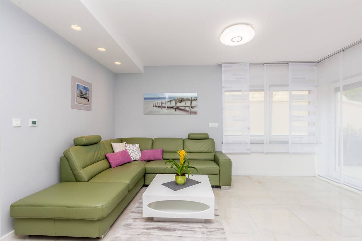 120 M² Ferienhaus ∙ 3 Schlafzimmer ∙ 8 Gäste - Malinska